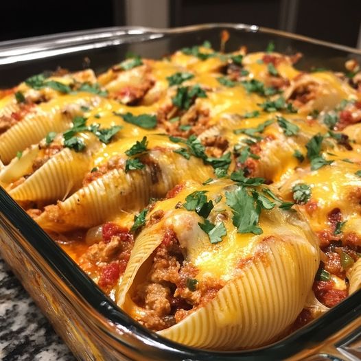 👉CheesyTaco StuffedShells – Recipes on a Budget
